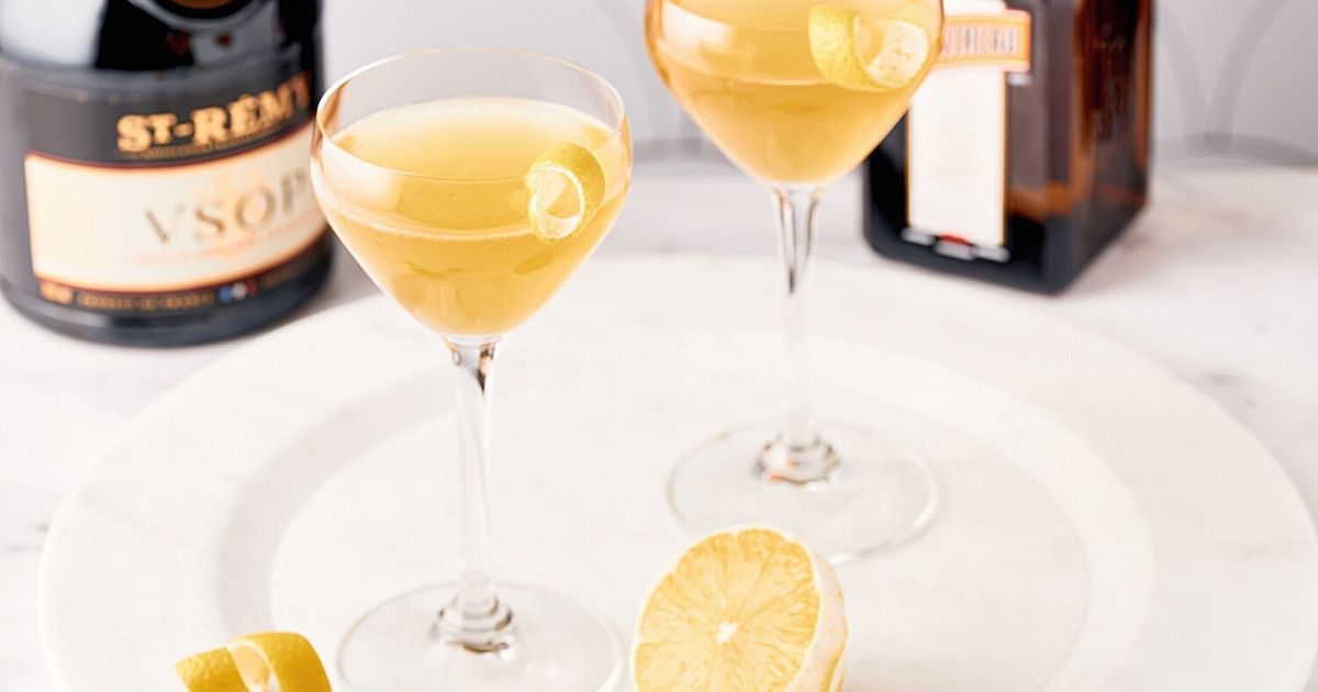 Classic Sidecar Cocktail Recipe - Resplendent Kitchen