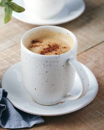 Adaptogenic 5-Minute Vegan Mushroom Latte Recipe - Resplendent Kitchen